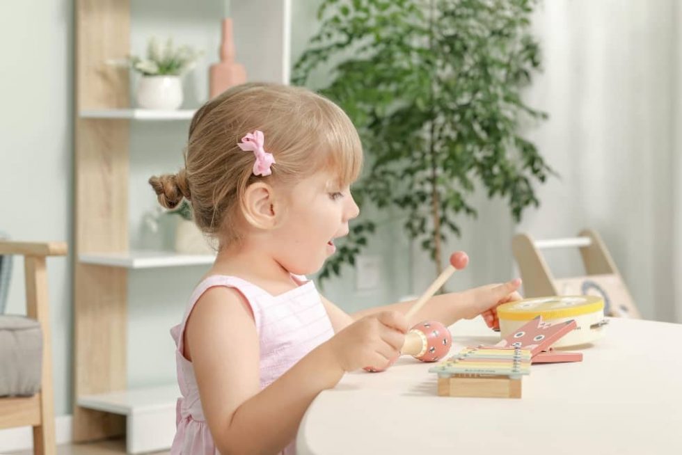 Etapas iniciales. las 3 etapas de la niñez que pasará tu peque - BeeFamily